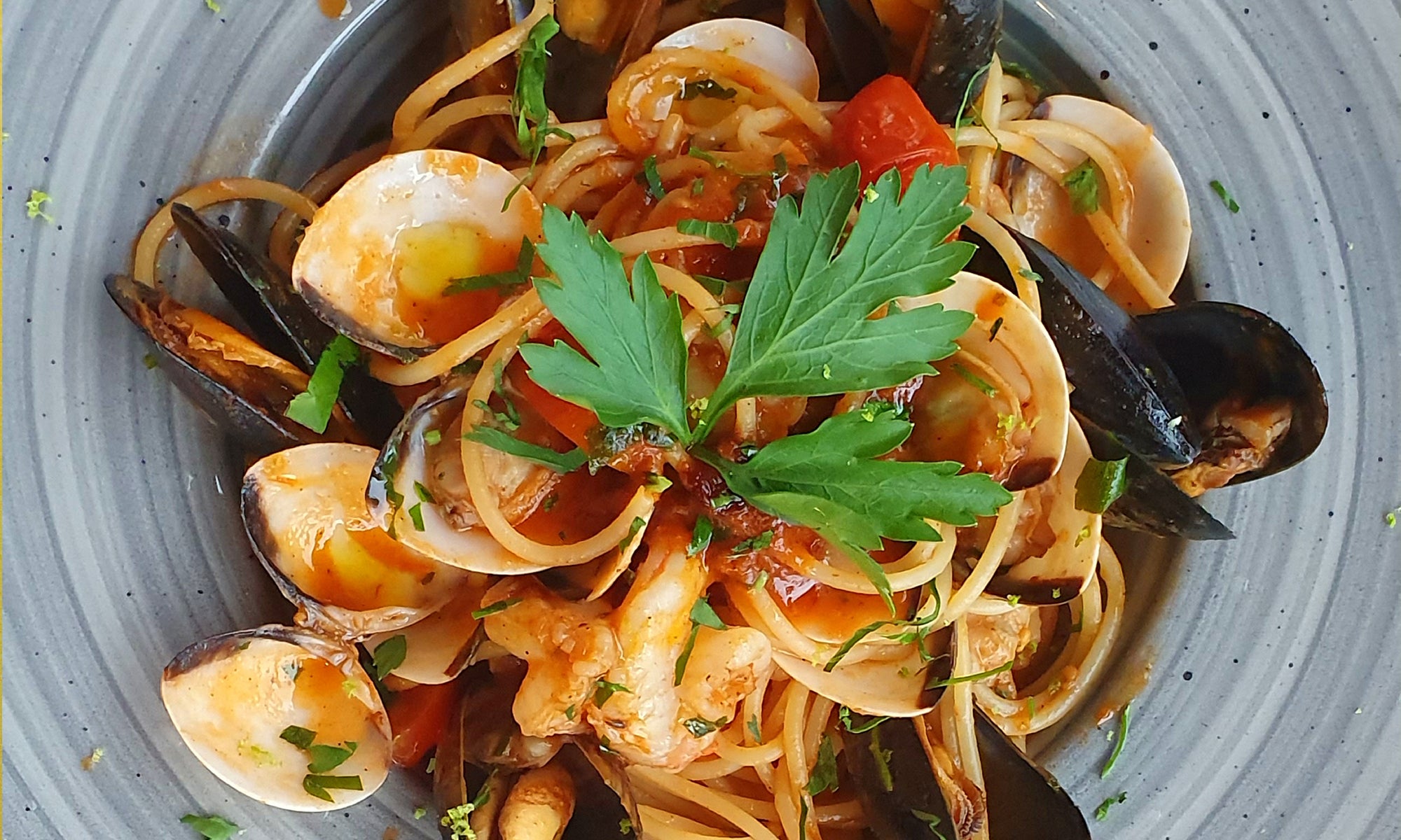 Shellfish and Herb Pasta Recipe – Roger's Fish Co.