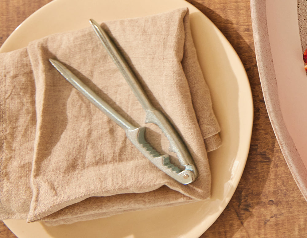 Claw Cracker - Professional Grade Metal Claw Cracker – Roger's Fish Co.