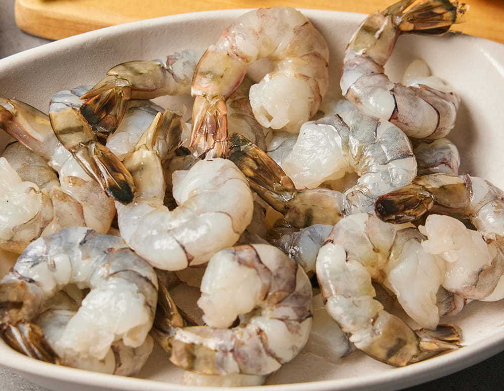 Jumbo Black Tiger Shrimp - Peeled and Deveined, 1 lb. – Roger's Fish Co.